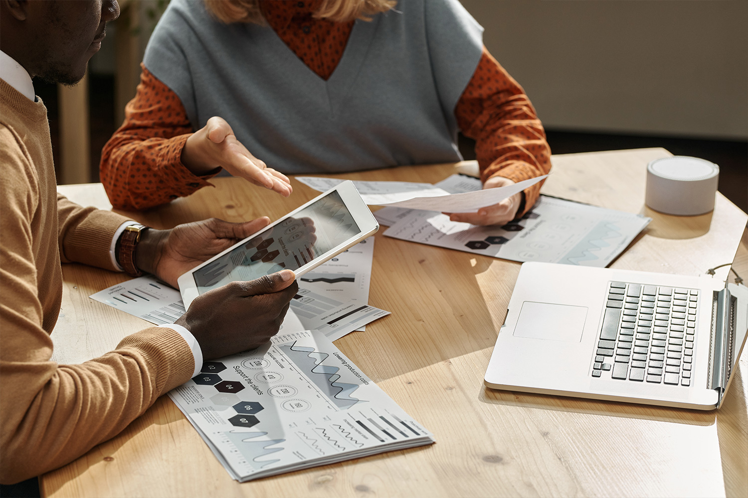 O futuro da prestação de serviços no Brasil - Olimpo Midas Solutions